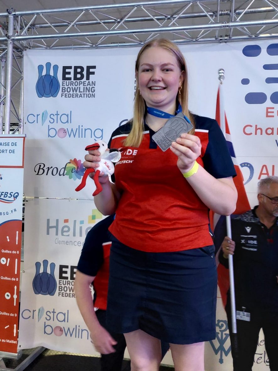 To medaljer til, scoret av Jenny Mathiesen i dag! - Norges Bowlingforbund
